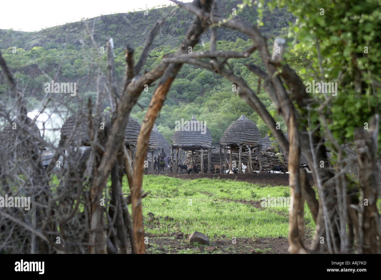Toposa village hi-res stock photography and images - Alamy