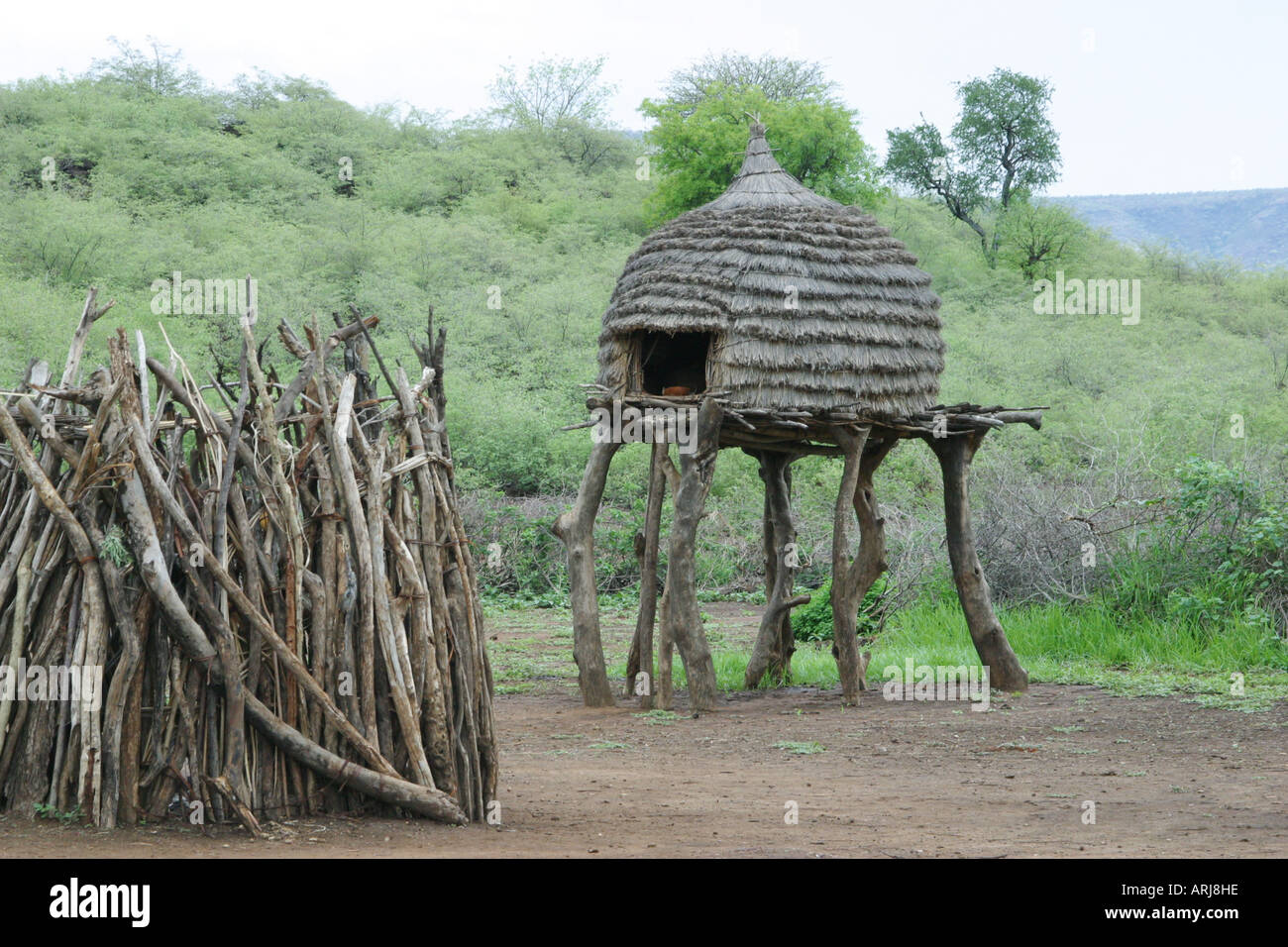 Toposa village hi-res stock photography and images - Alamy