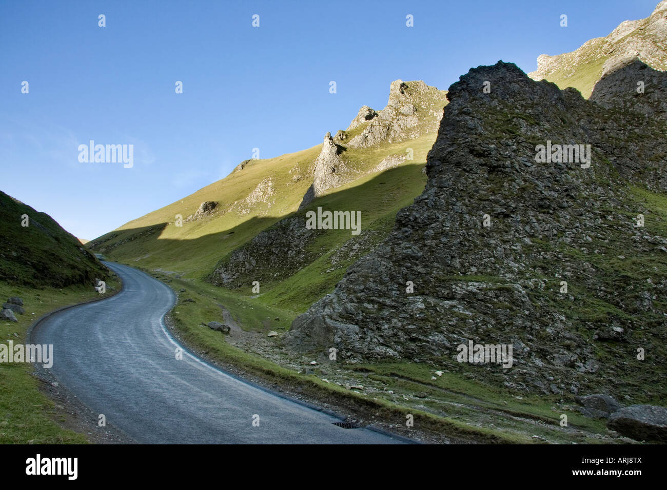 Winnats pass cars hi-res stock photography and images - Alamy