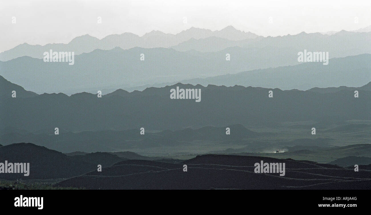 Mountain Ranges in the Gobi desert near Gurvantes sum. Mongolia Stock ...