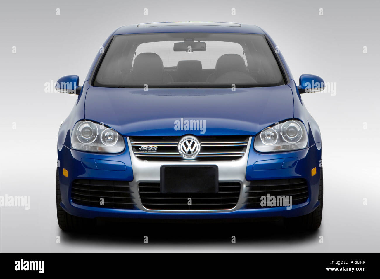 Volkswagen r32 hi-res stock photography and images - Alamy