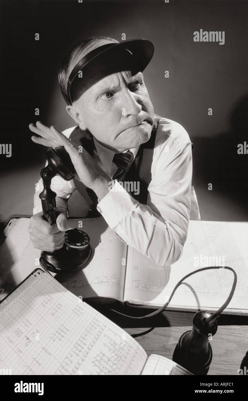 Accountant visor hi-res stock photography and images - Alamy