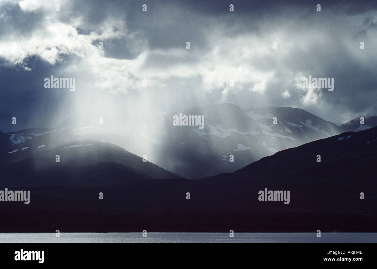 Shower clouds hi-res stock photography and images - Alamy