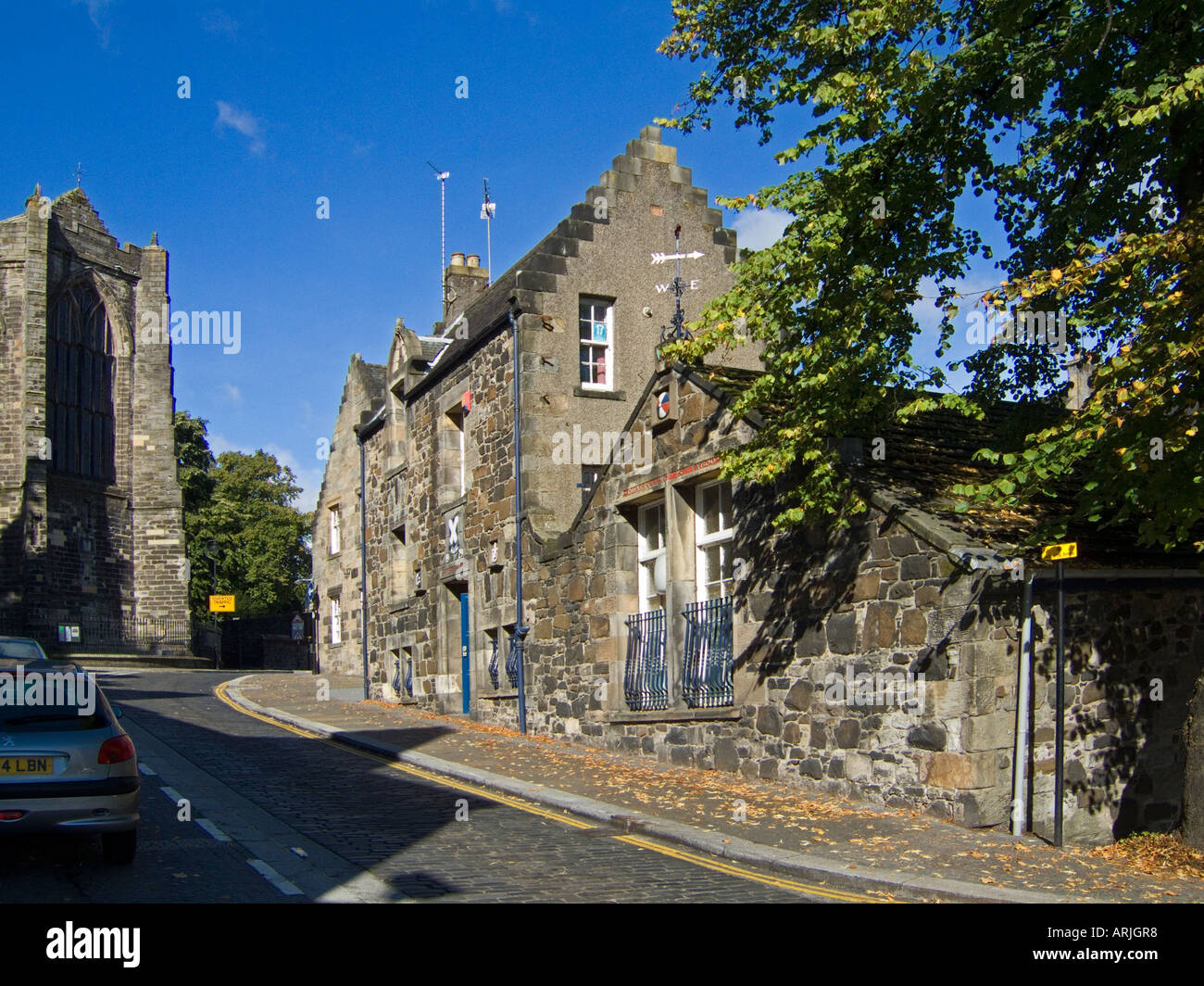 Boys Club House on road to Stirling Castle Stock Photo - Alamy
