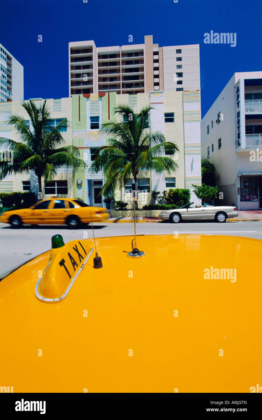 Yellow taxi, South Beach, Miami Beach, Florida, USA Stock Photo - Alamy