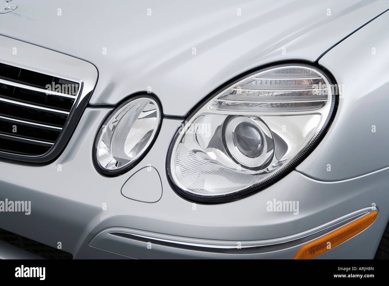 2008 mercedes benz e class e550 in hi-res stock photography and images ...