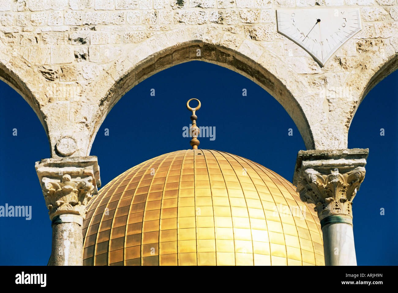Temple mount with mosque of omar hi-res stock photography and images ...