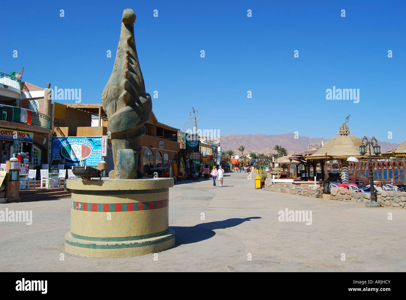 Beach street dahab egypt hi-res stock photography and images - Alamy