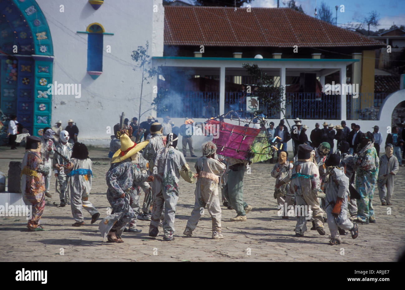 San juan chamula festivities hi-res stock photography and images - Alamy