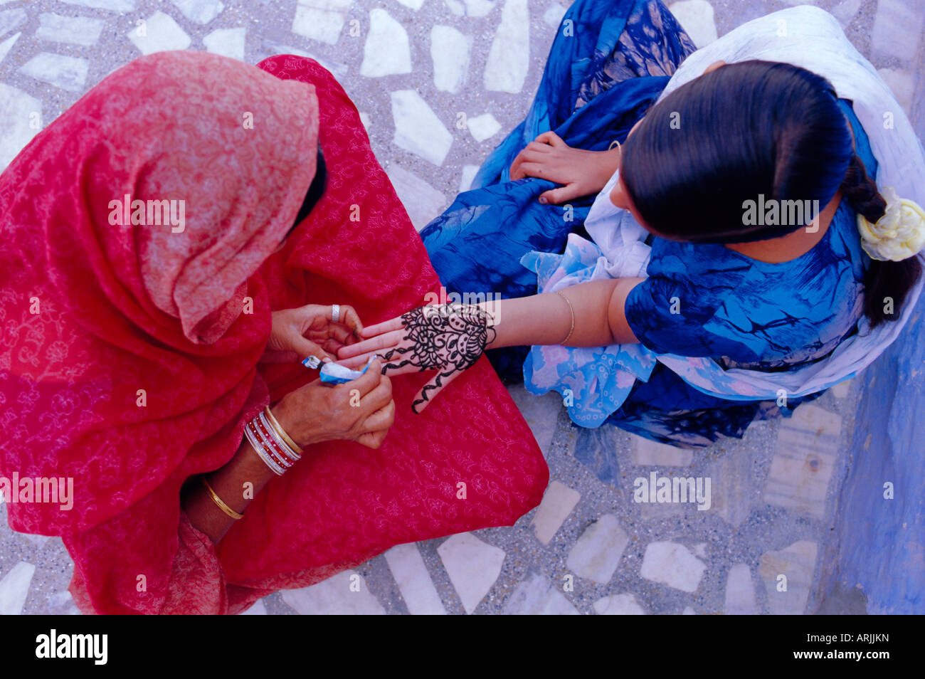Indian womans hand hi-res stock photography and images - Alamy
