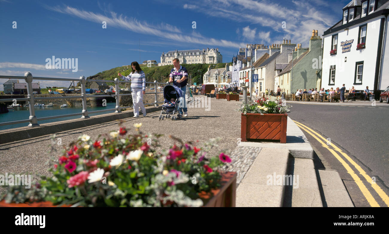 Portpatrick seafront hi-res stock photography and images - Alamy