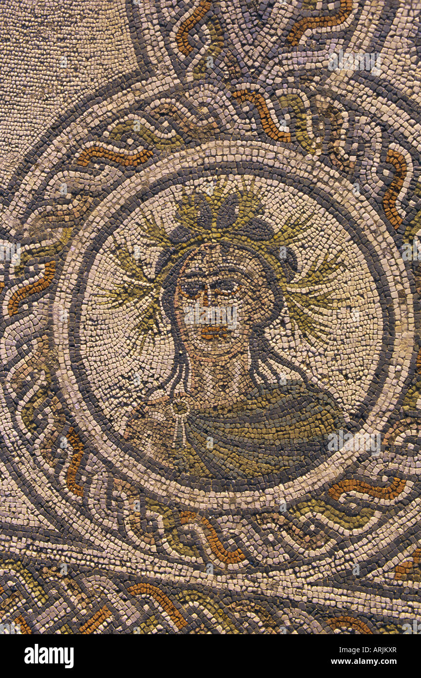 Ancient roman mosaic hi-res stock photography and images - Alamy