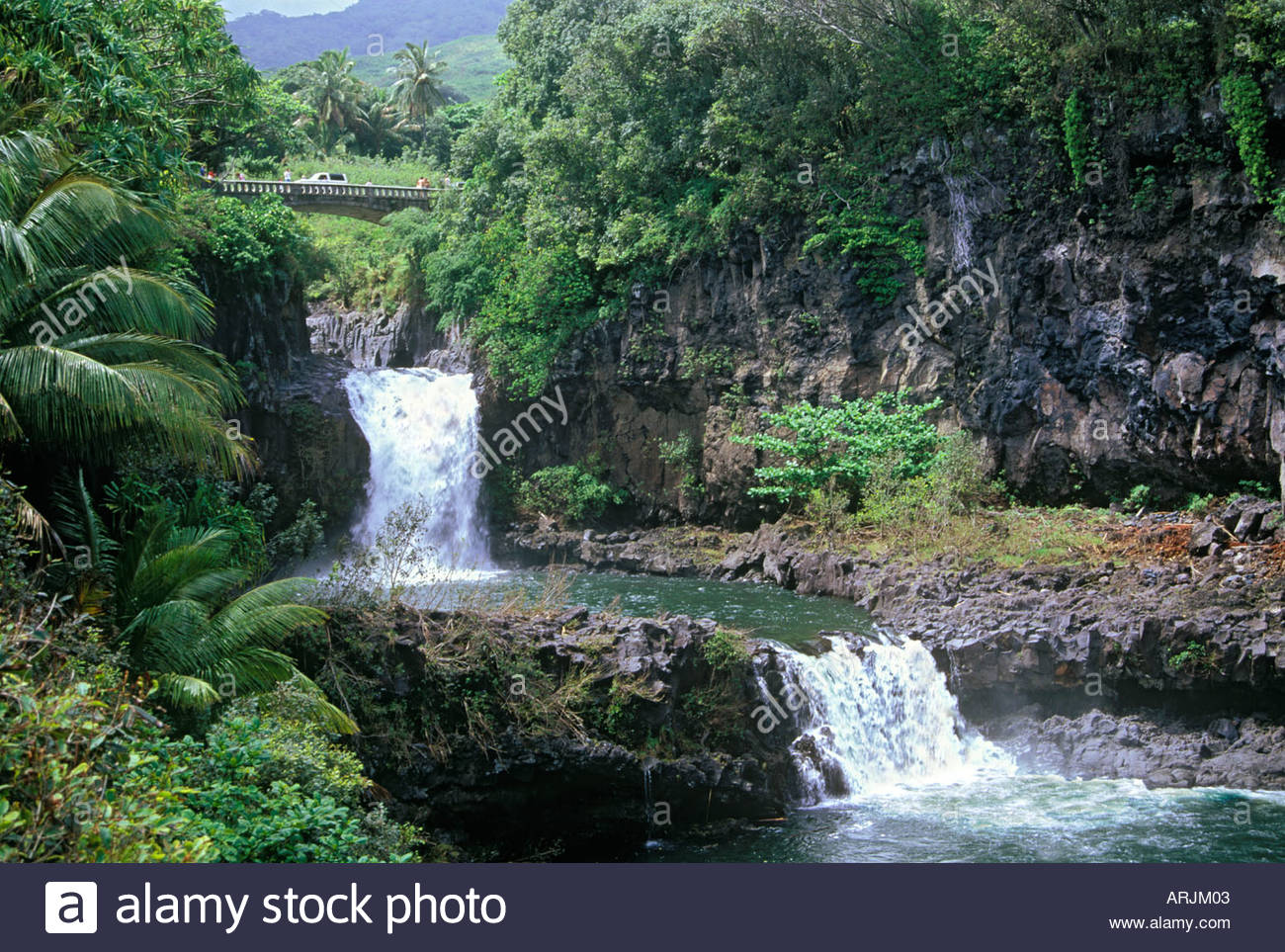 Sacred Falls Hawaii High Resolution Stock Photography and Images - Alamy