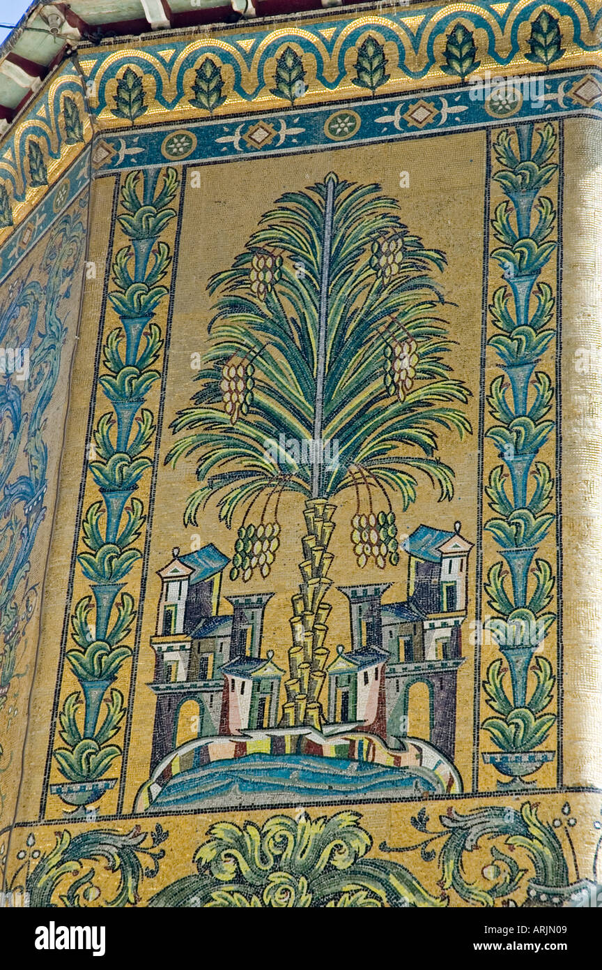 Elaborate fantastic Gold and green mosaic tile walls in courtyard of ...