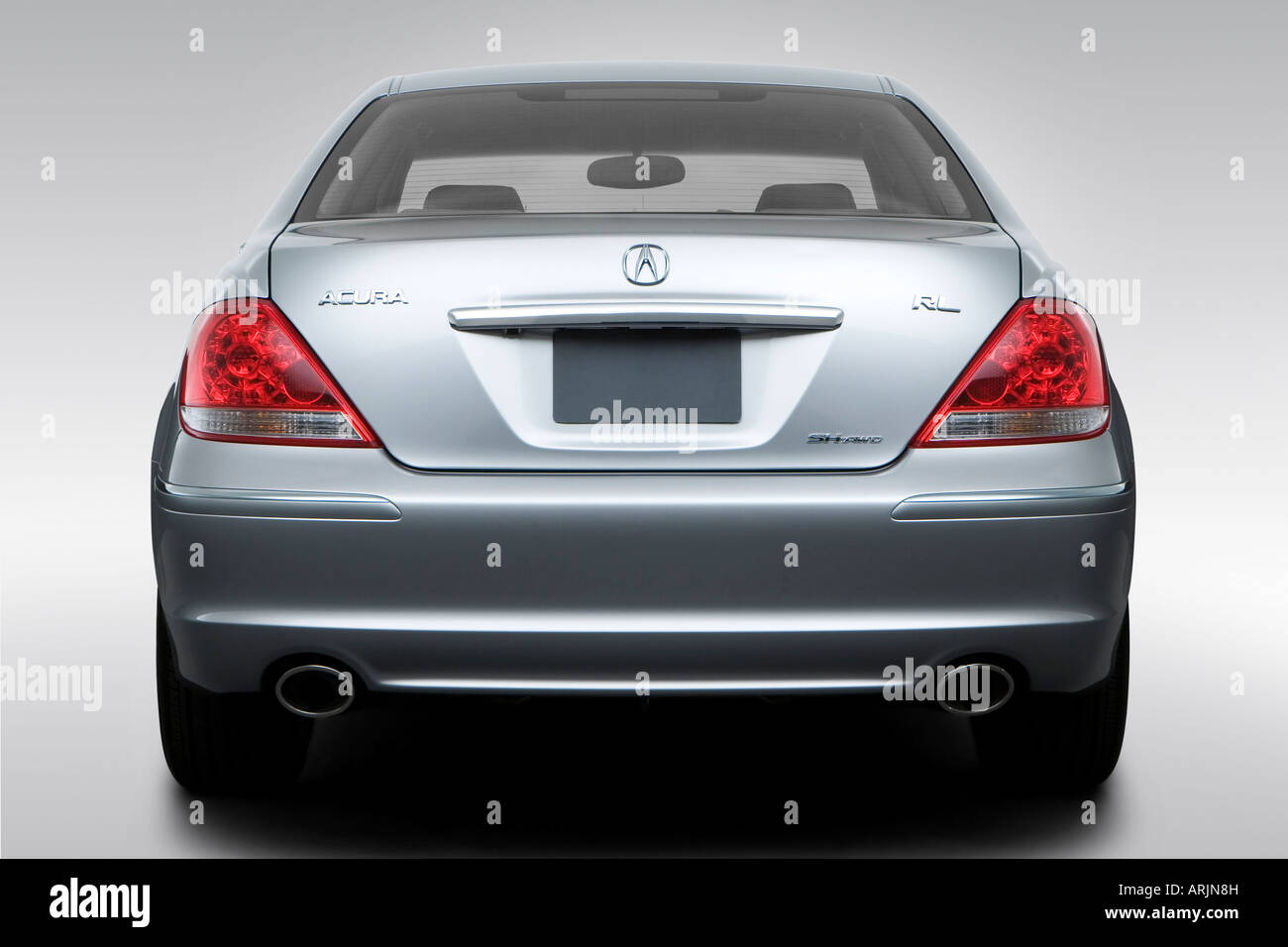2008 Acura RL SH in Silver - Low/Wide Rear Stock Photo - Alamy