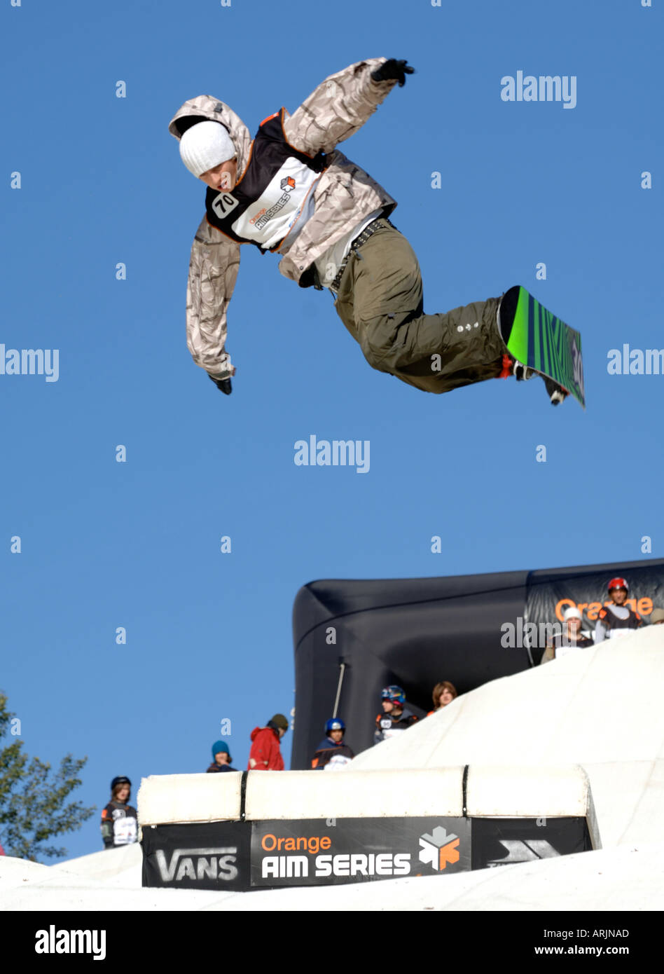 Snowboarding dry ski slope hi-res stock photography and images - Alamy