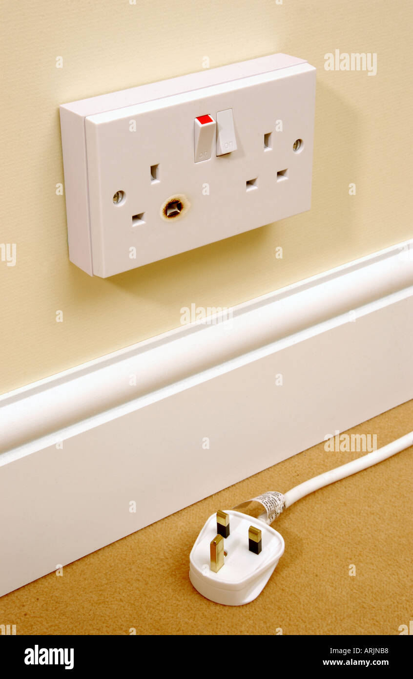 Burnt electrical plug hi-res stock photography and images - Alamy