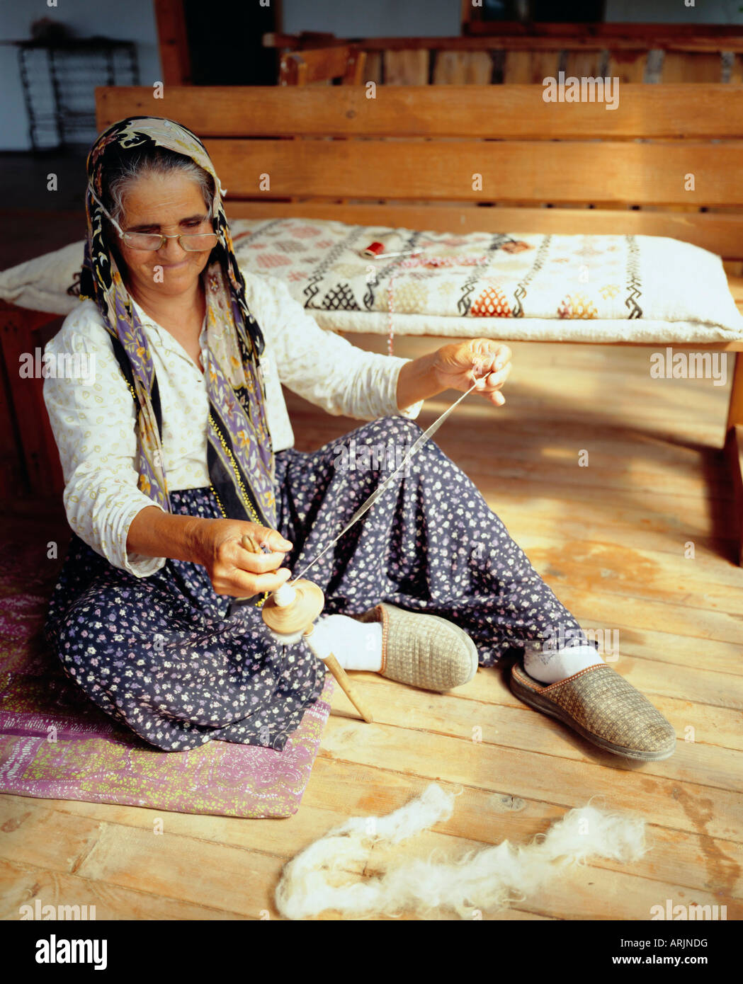 Sewing bench hi-res stock photography and images - Alamy