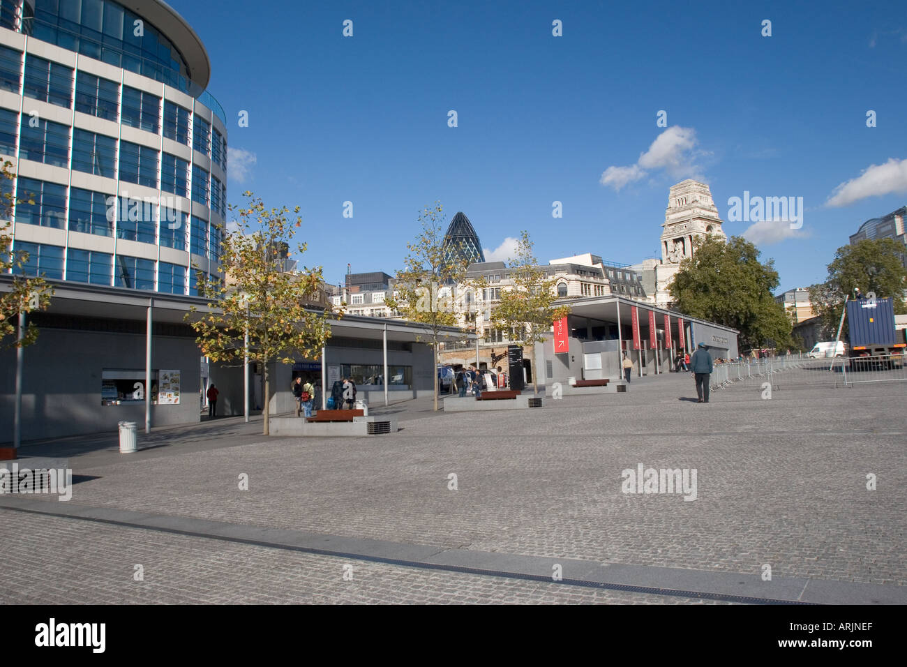 Tower of London ticket booths Tower Hill London Stock Photo - Alamy