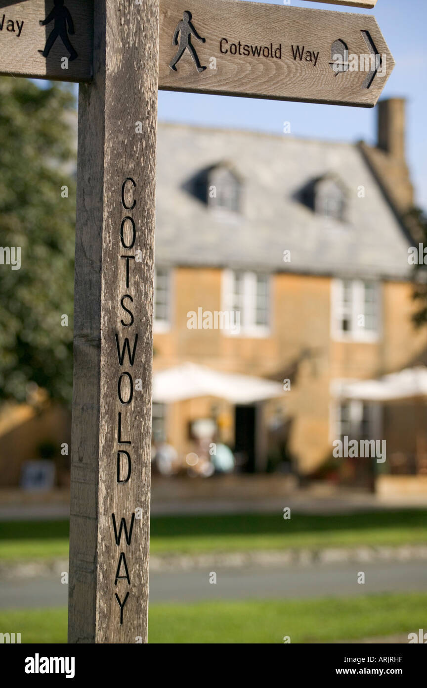 Cotswold Way Signpost Gloucestershire England Stock Photo - Alamy