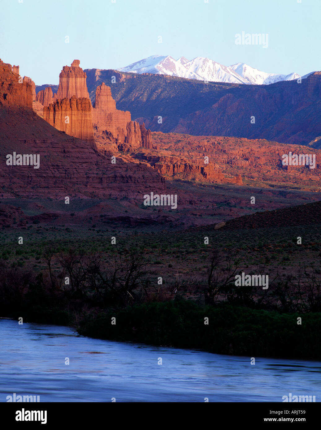 Fissures on rock hi-res stock photography and images - Alamy