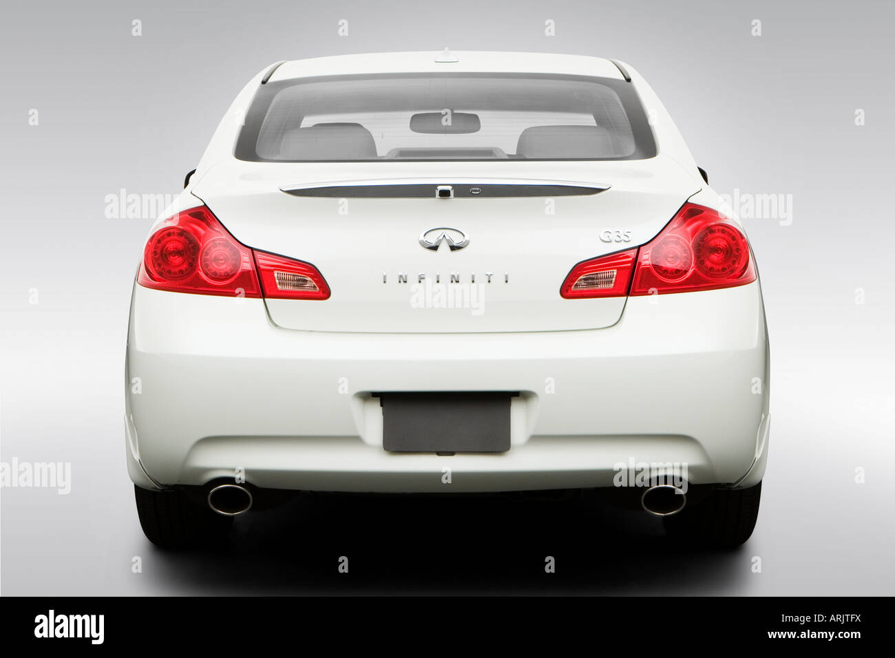 Infiniti G35x White