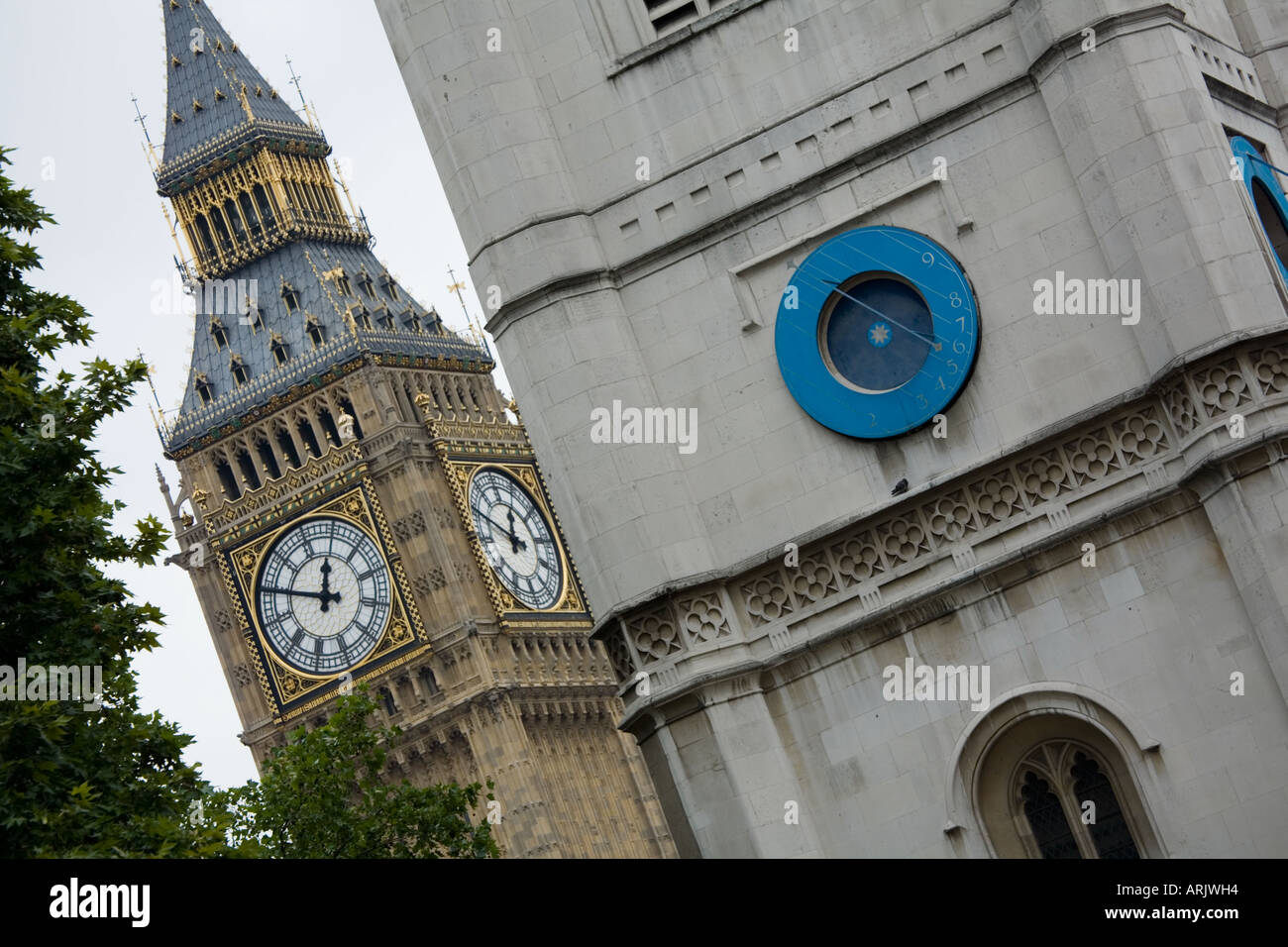Sundial westminster hi-res stock photography and images - Alamy