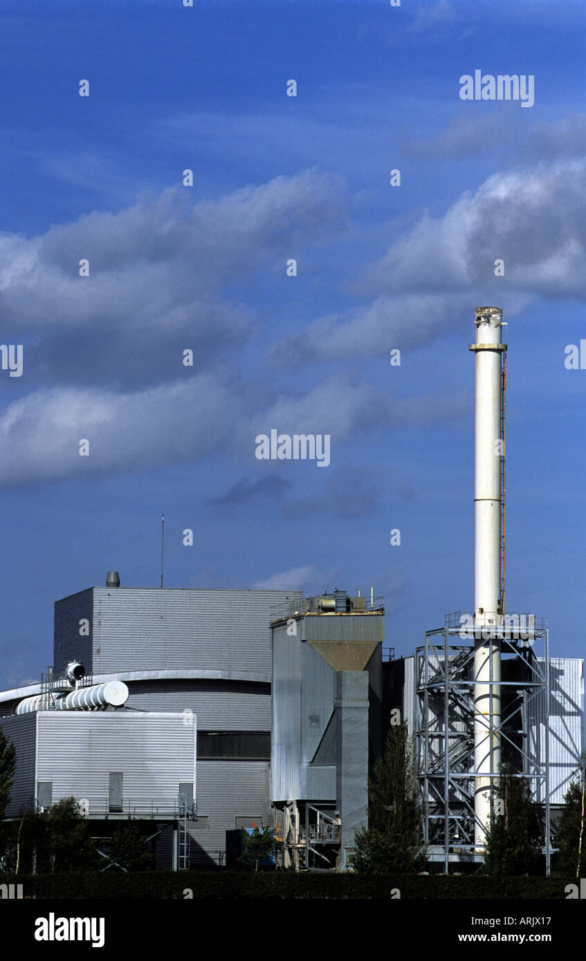 Straw burning hi-res stock photography and images - Alamy