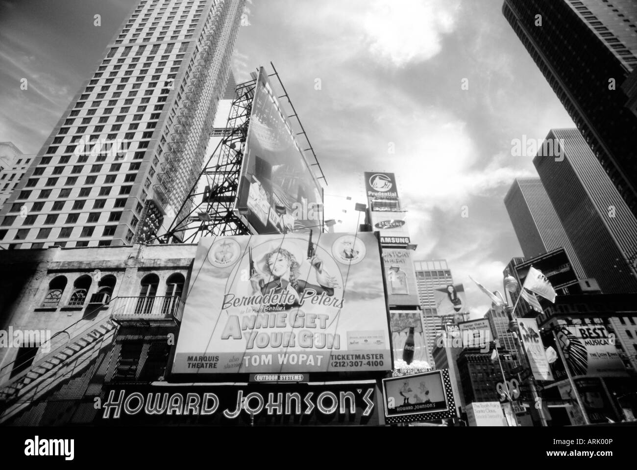 Howard johnson's hi-res stock photography and images - Alamy