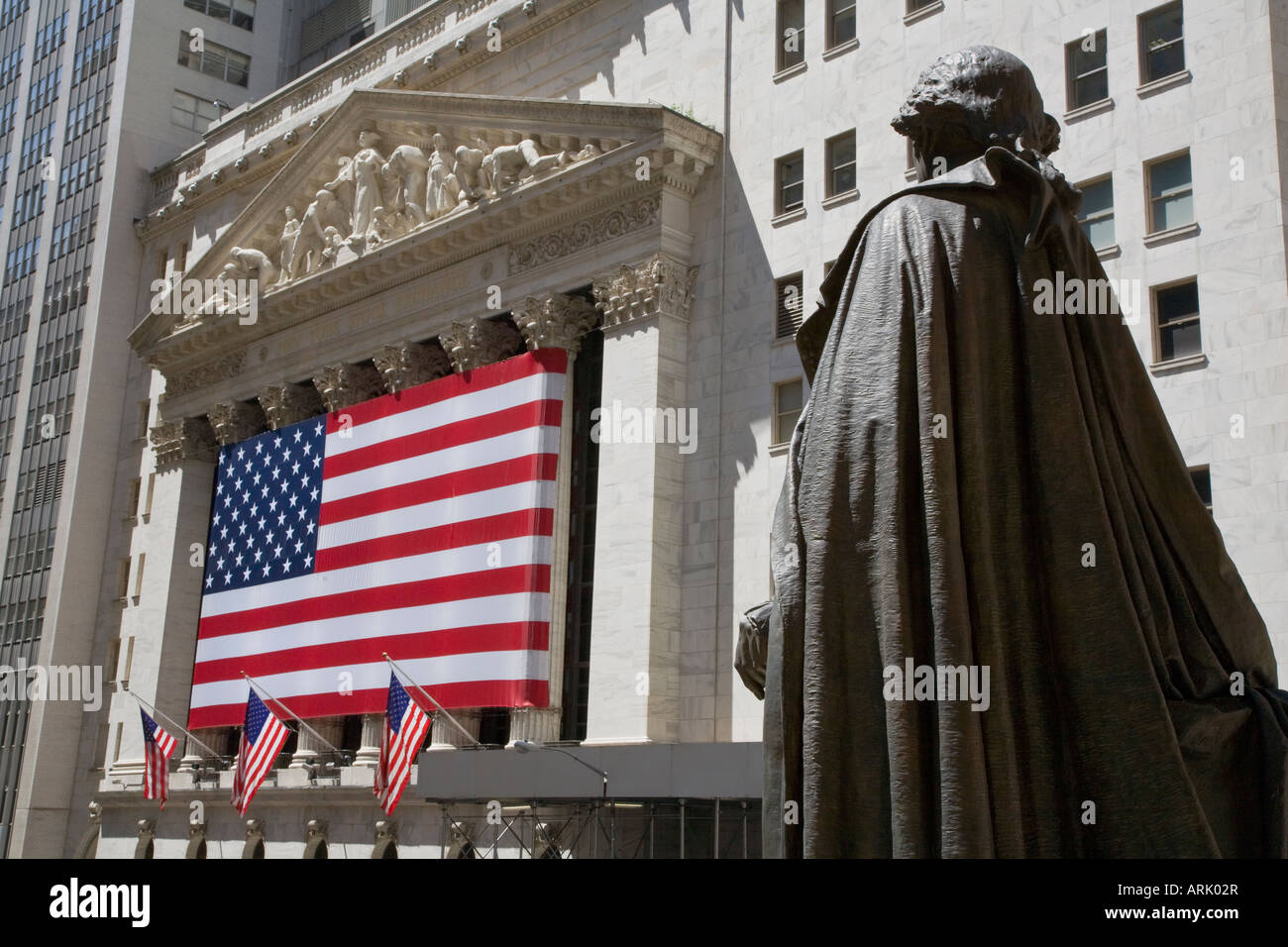 Bronze statue of GEORGE WASHINGTON FEDERAL HALL NEW YORK CITY Stock ...