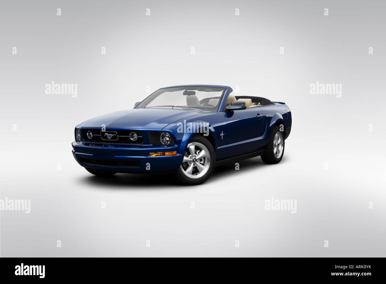 Blue ford mustang front view hi-res stock photography and images - Alamy