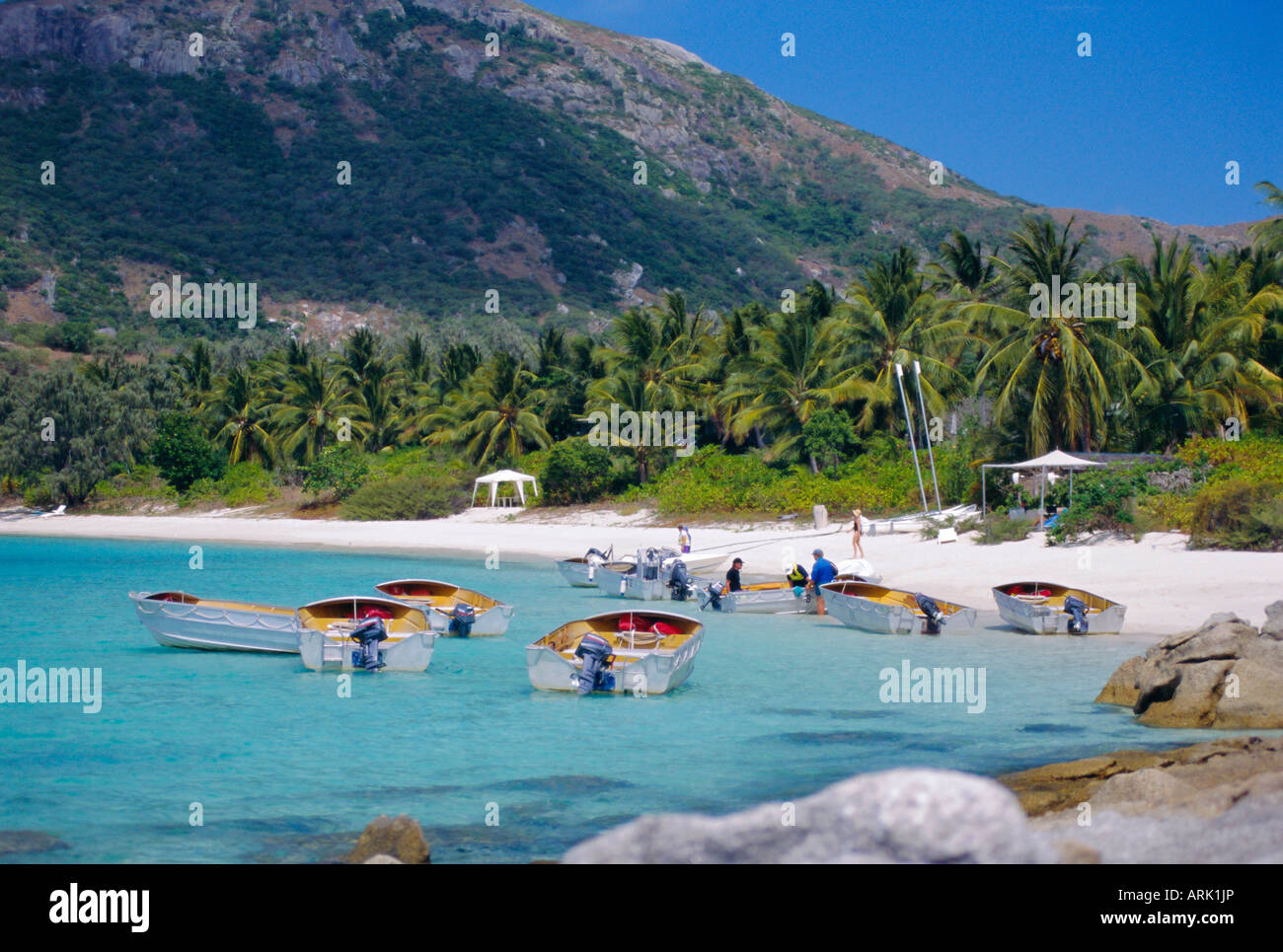 Lizard island, the great barrier reef hi-res stock photography and ...