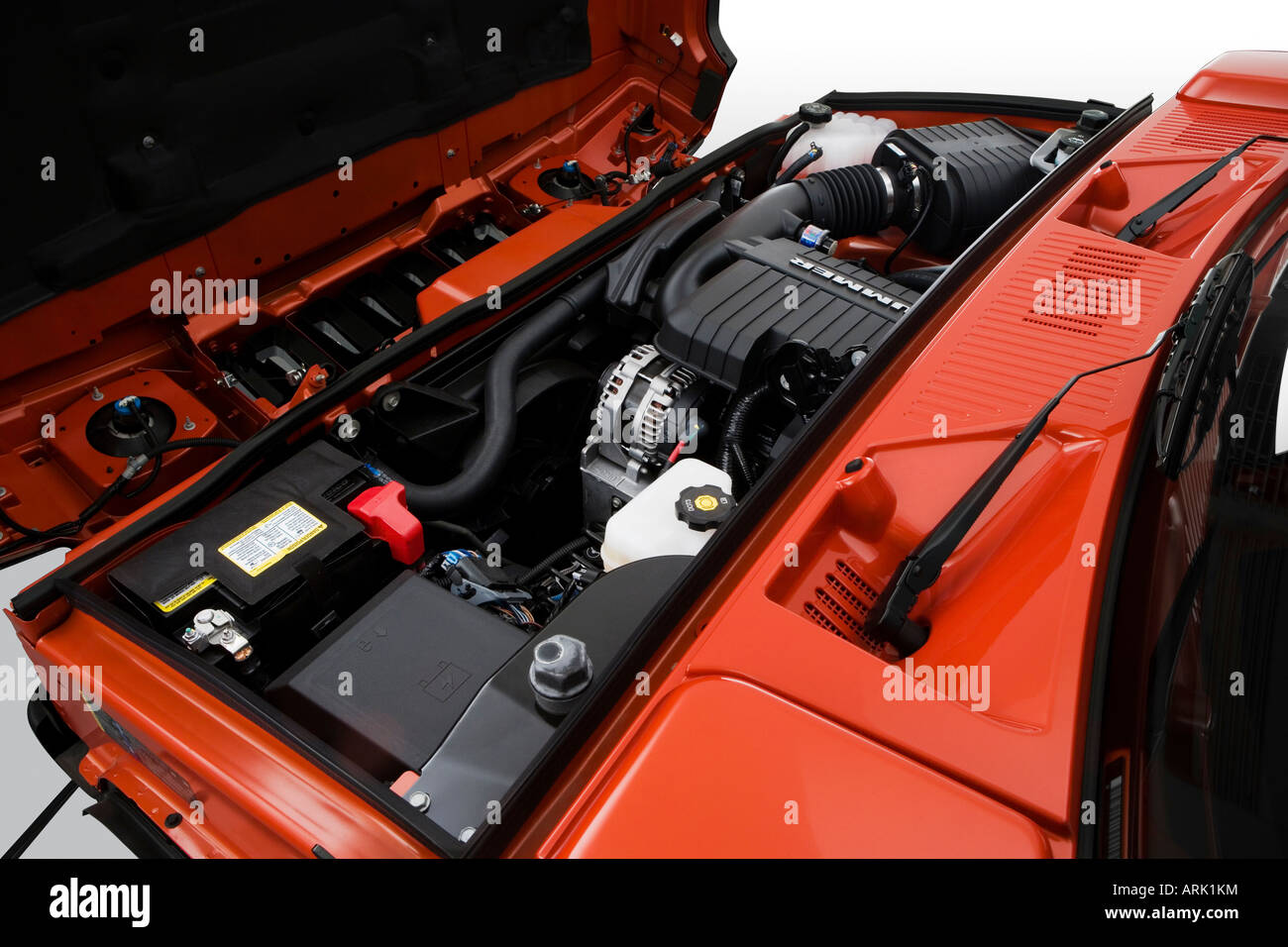 2008 Hummer H2 in Orange - Engine Stock Photo - Alamy