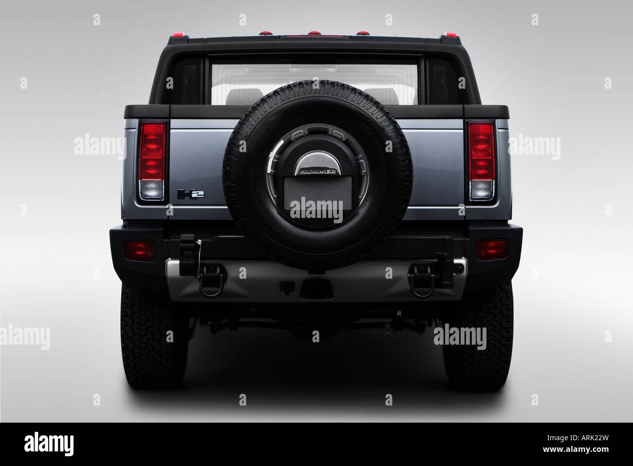 2008 Hummer H2 in Gray - Low/Wide Rear Stock Photo - Alamy