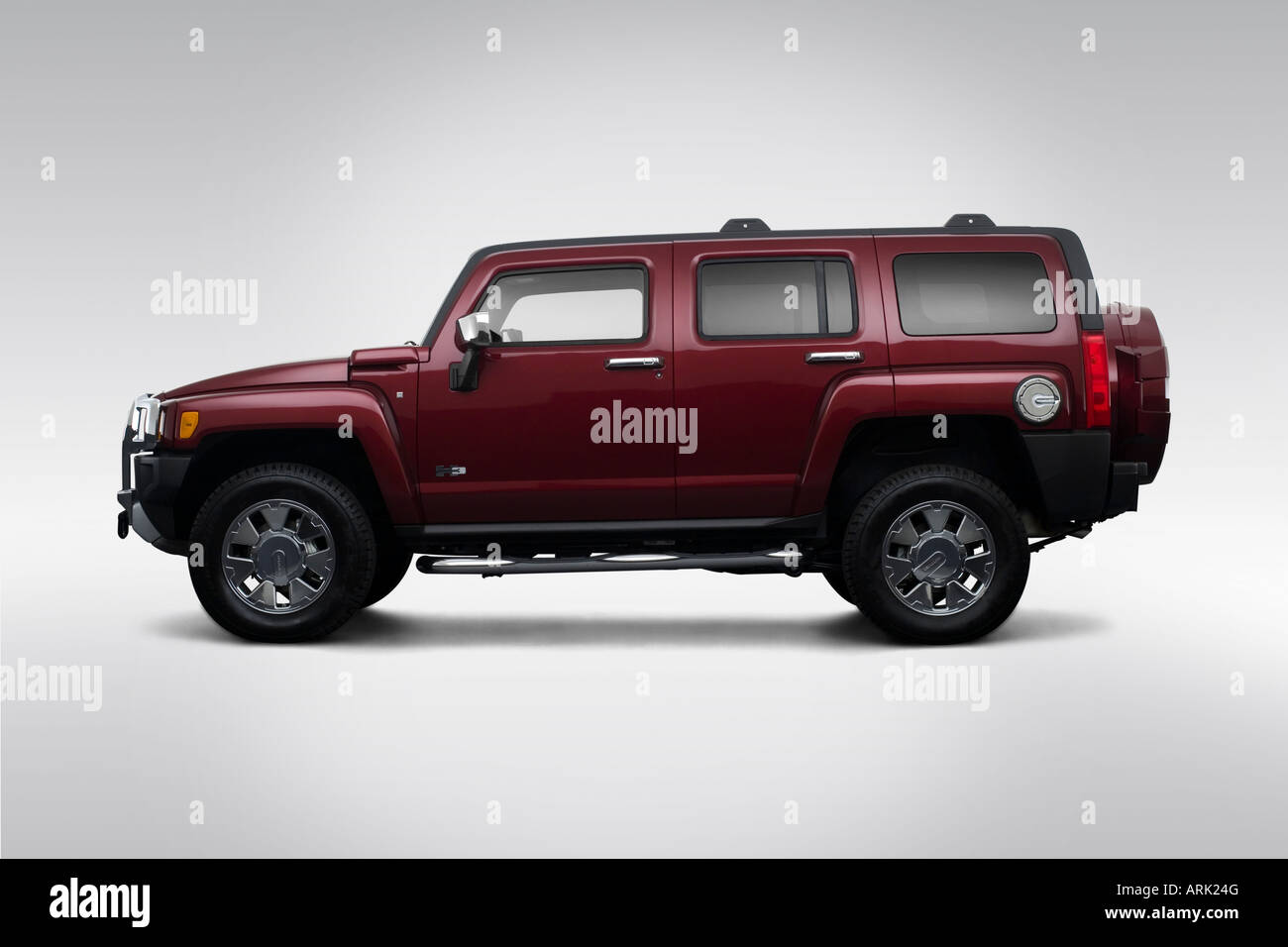 Hummer H3 Side View
