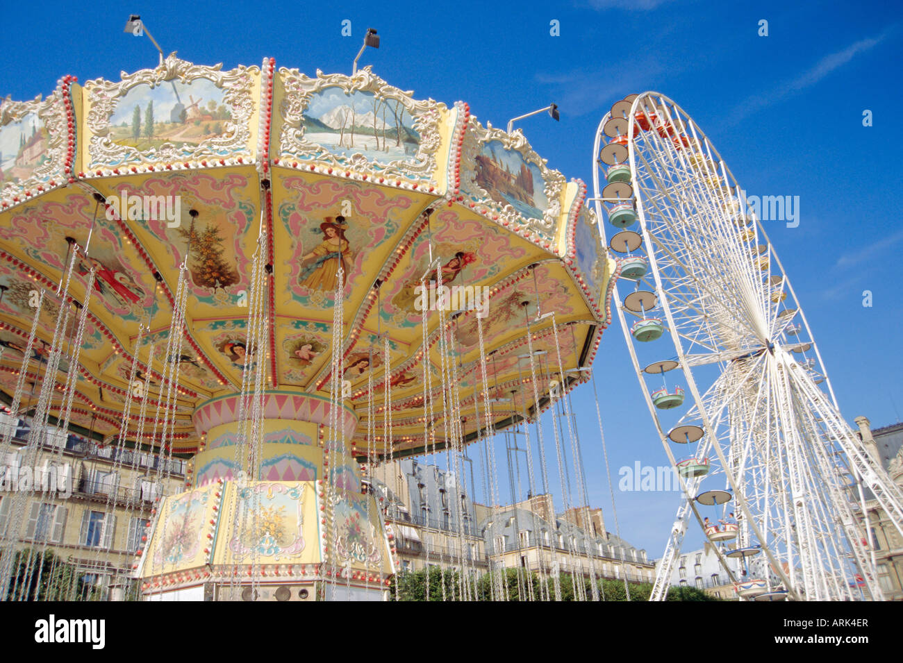 Paris fairs hi-res stock photography and images - Alamy