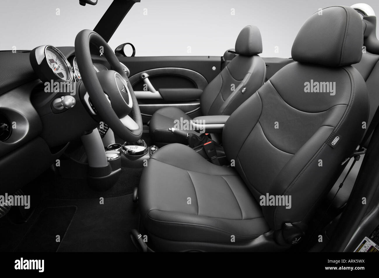 2008 Mini Cooper S in Silver - Front seats Stock Photo - Alamy
