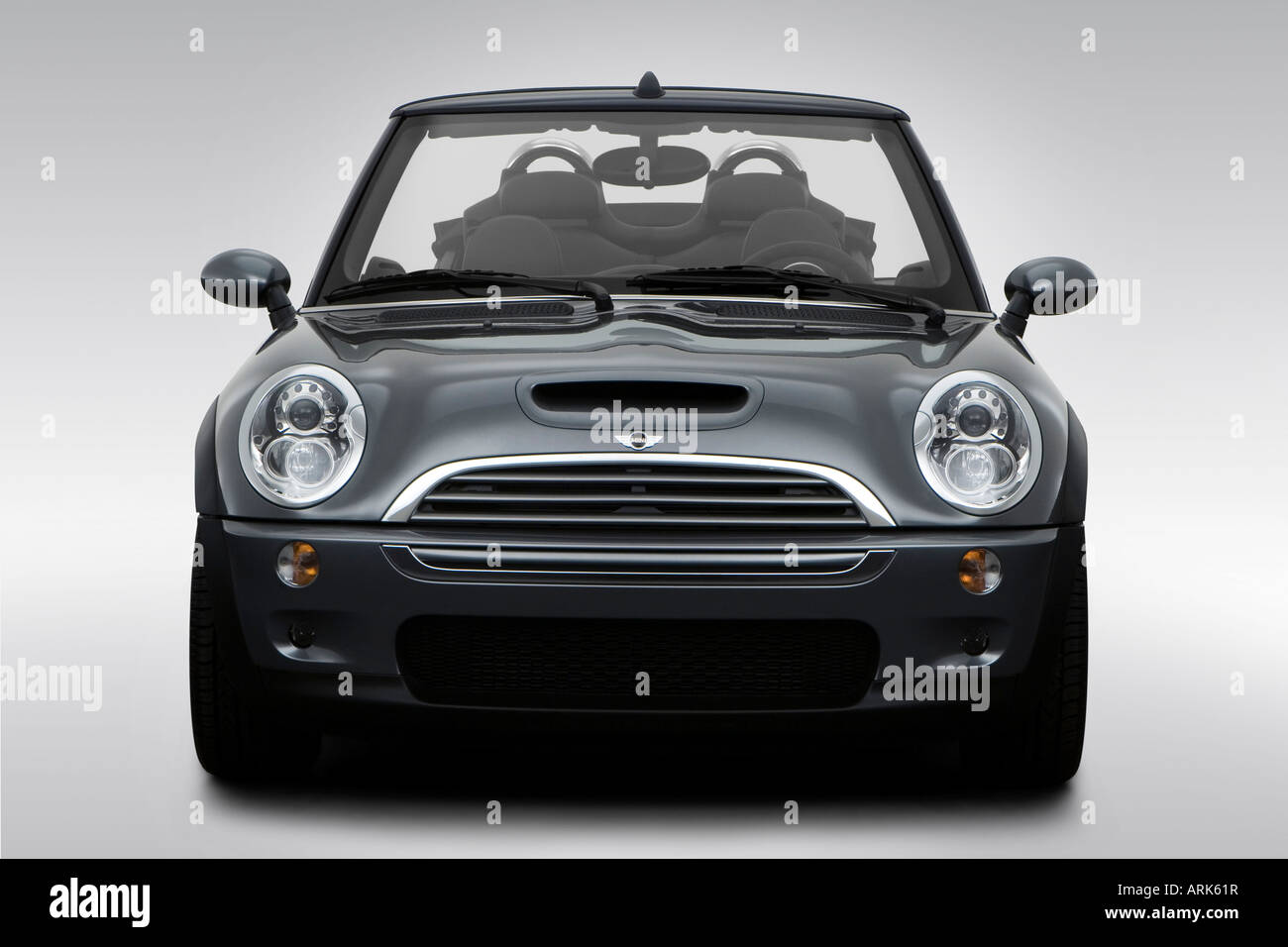Mini cooper convertible hi-res stock photography and images - Alamy