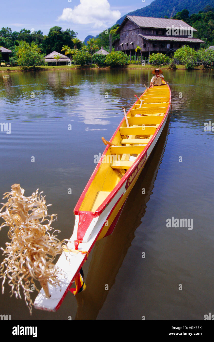 Indonesia longhouse hi-res stock photography and images - Alamy