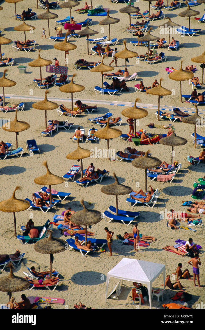 Men beach majorca hi-res stock photography and images - Alamy