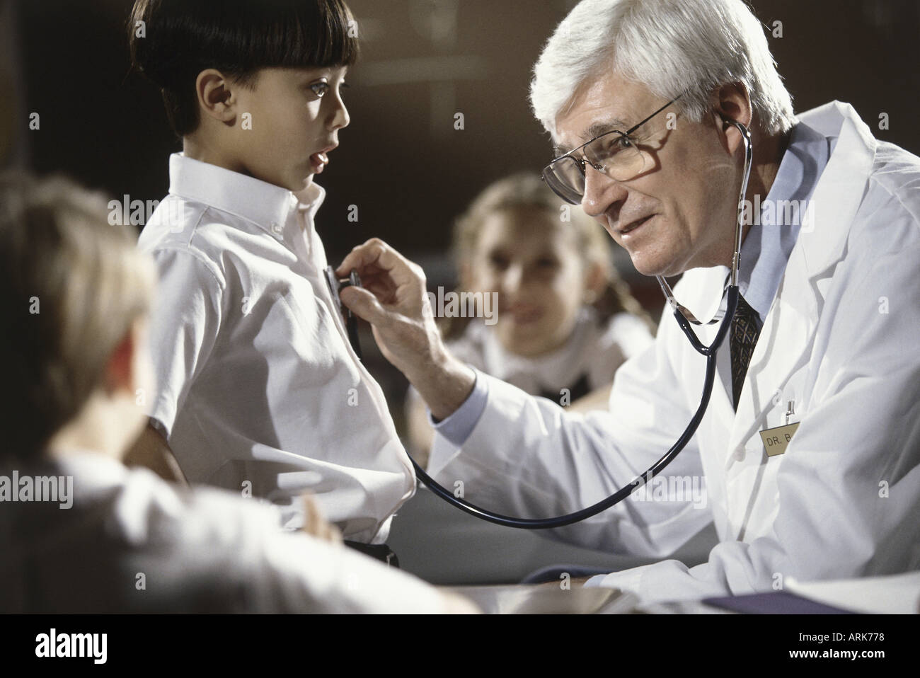 Teach children doctor hi-res stock photography and images - Alamy