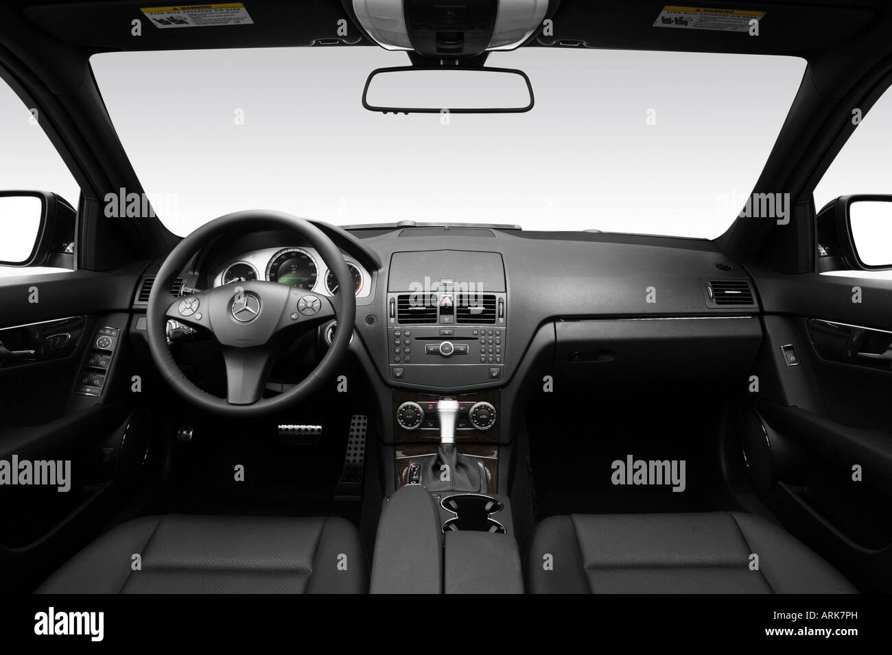 2008 Mercedes-Benz C-Class C350 in Blue - Dashboard, center console ...