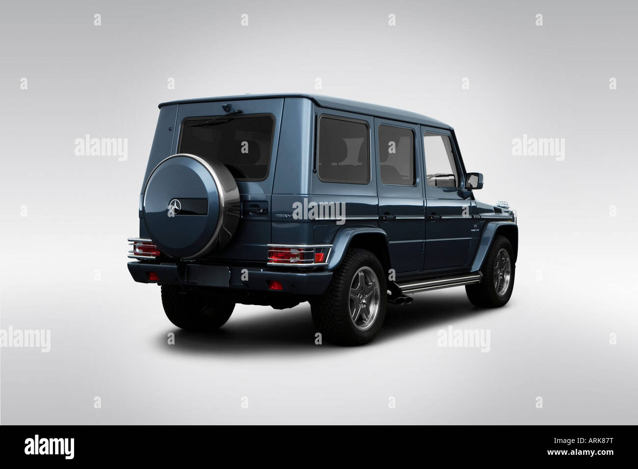 2008 Mercedes-Benz G-Class G55 AMG Kompressor in Gray - Rear angle view ...