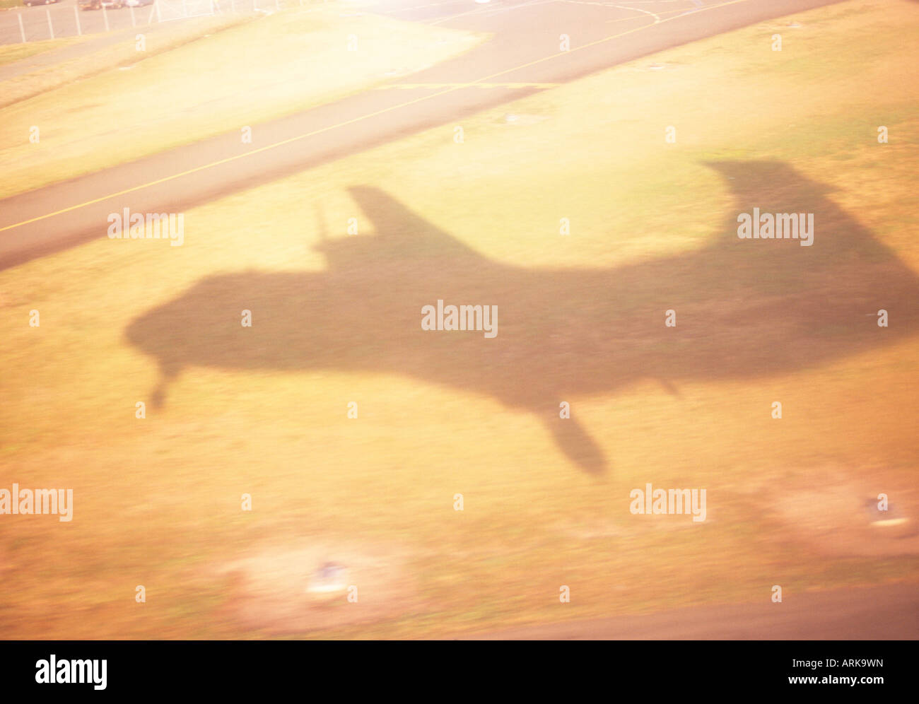 A shadow of airplane Stock Photo - Alamy