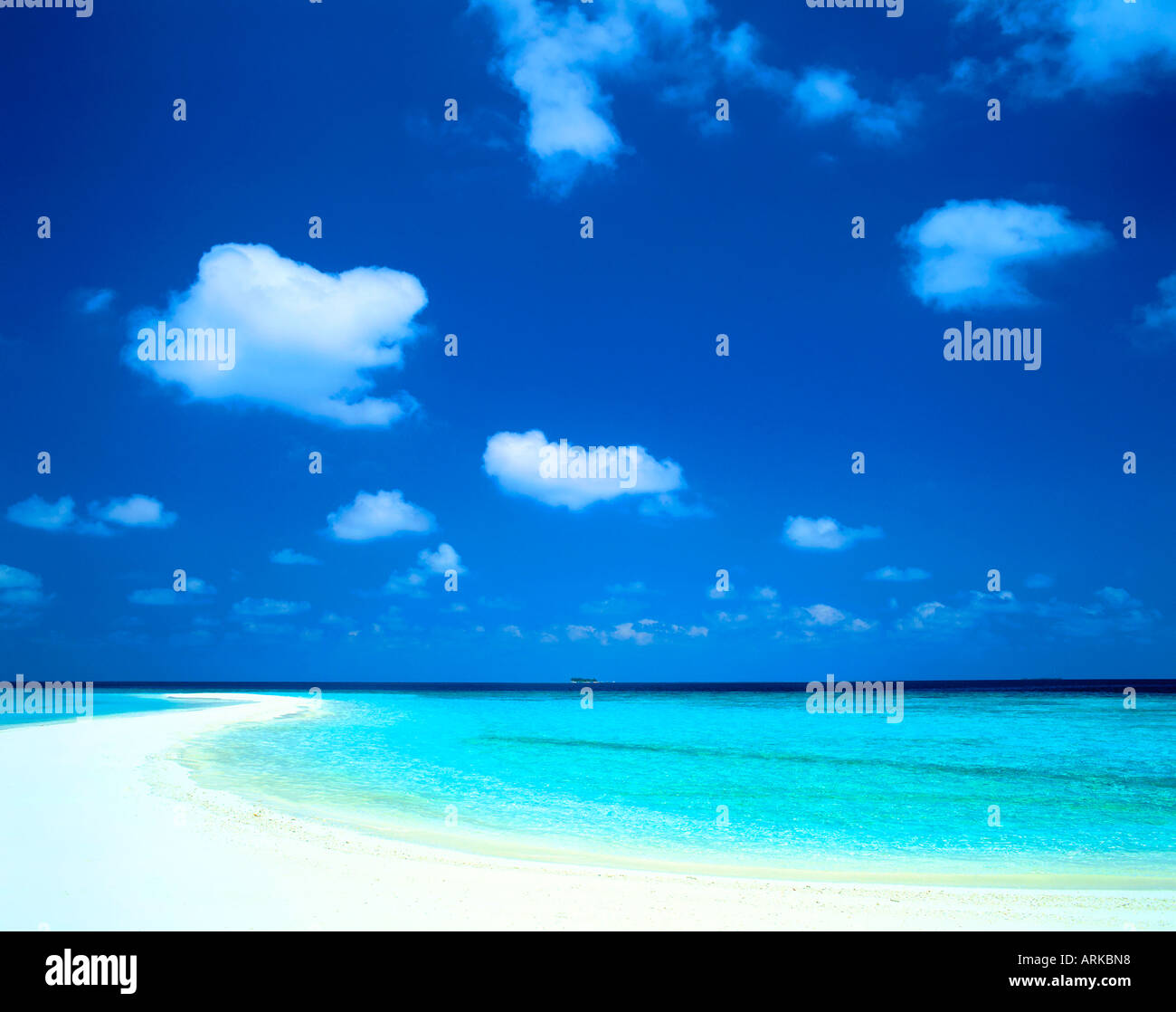 Tropical ocean in Southeast Asia Stock Photo - Alamy