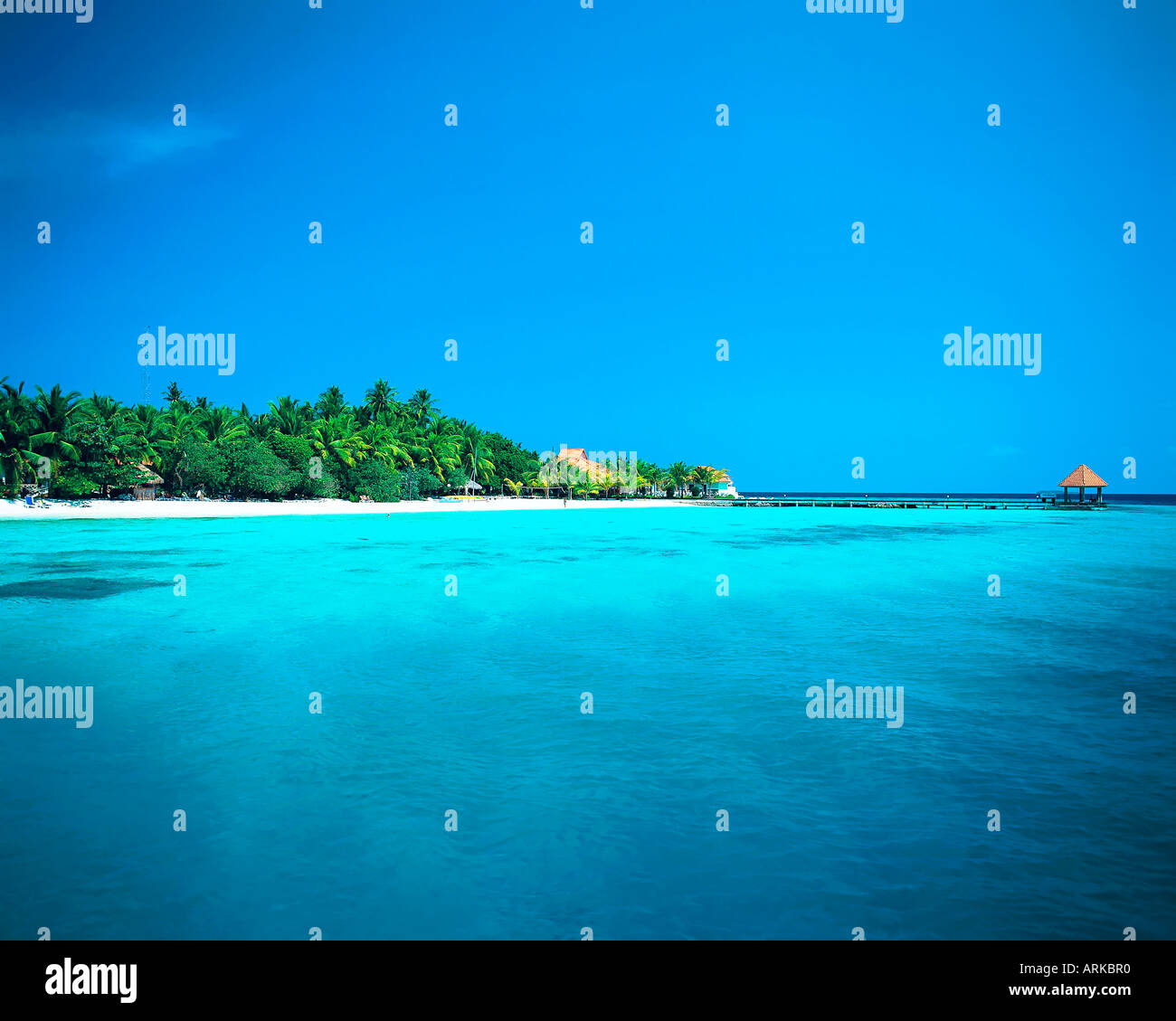 Resort at tropical ocean in Southeast Asia Stock Photo - Alamy