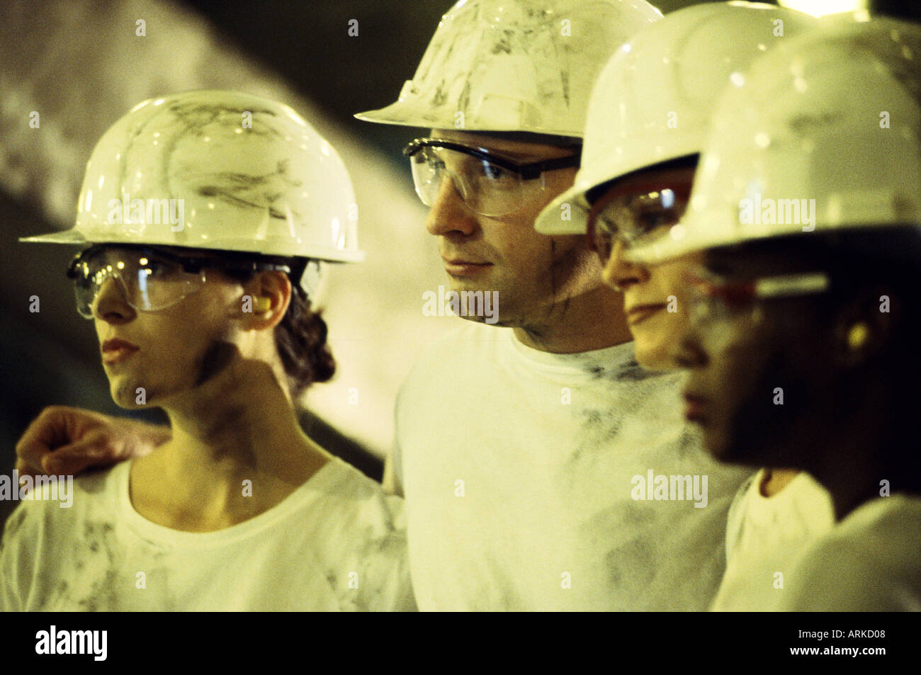 Scruffy workers hi-res stock photography and images - Alamy