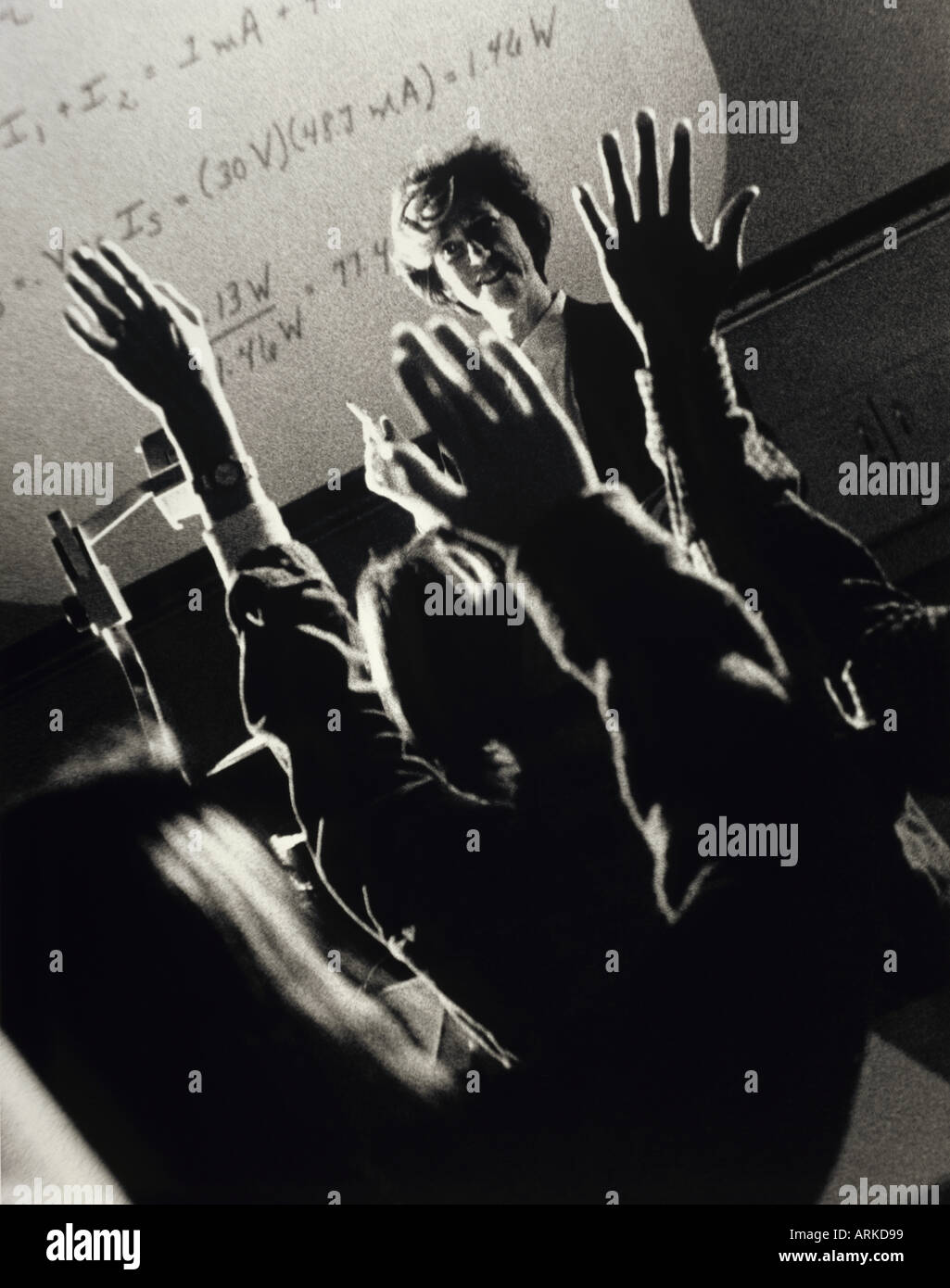 Teacher overhead projector classroom hi-res stock photography and ...