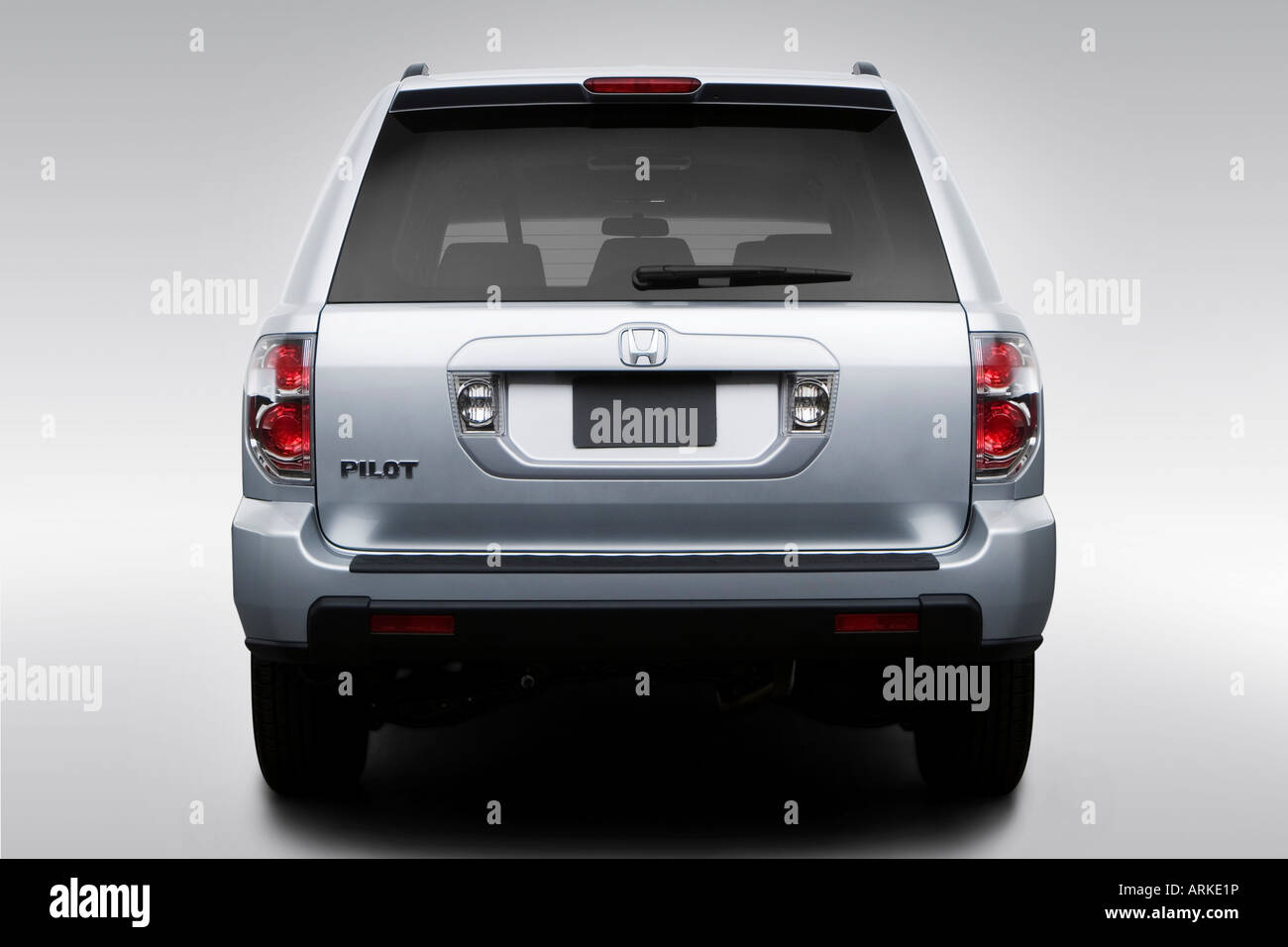 Honda pilot trunk hi-res stock photography and images - Alamy