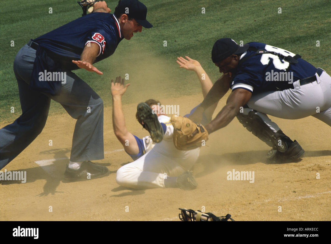 Baseball home plate slide hi-res stock photography and images - Alamy